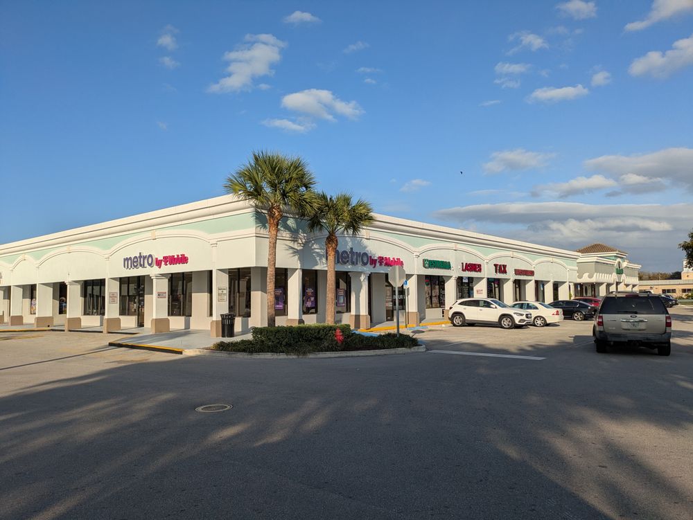 WATERSIDE PLAZA - Updated April 2025 - 2498 10th Ave N, Lake Worth Beach, Florida - Shopping ...