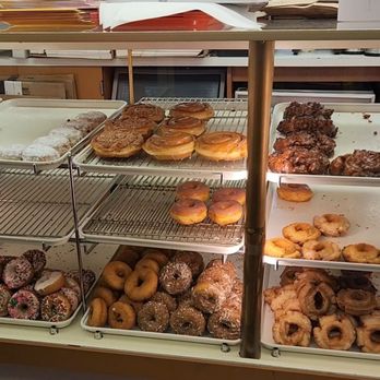 FRESH DONUT & DELI - Updated August 2025 - 276 Photos & 418 Reviews ...