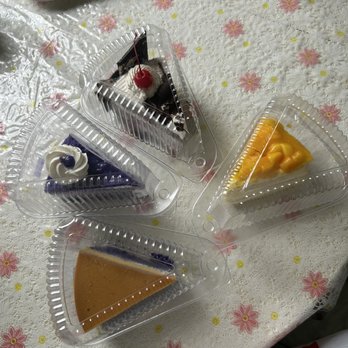 RED RIBBON BAKESHOP - Updated December 2025 - 627 Photos & 344 Reviews ...