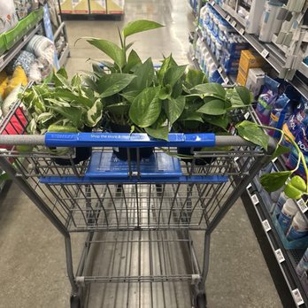 WALMART SUPERCENTER - Updated October 2025 - 723 Photos & 672 Reviews ...