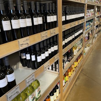 Book a Table - Barons Market - Temecula - Updated November 2025 - 517 ...