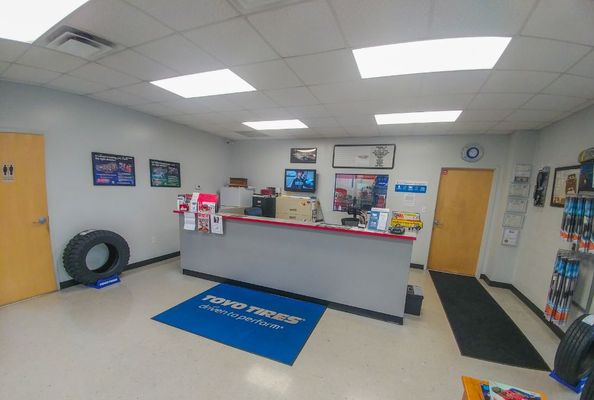 PRO-TECH AUTO REPAIR & DIAGNOSTIC CENTER - Updated November 2025 - 1301 ...
