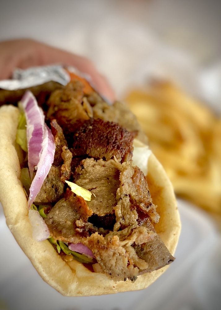 THE MAD GREEK - Updated October 2025 - 2750 Photos & 2278 Reviews ...