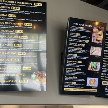 METZTLI SPORTS BAR & TAQUERIA - Updated January 2026 - 25 Photos & 40 ...