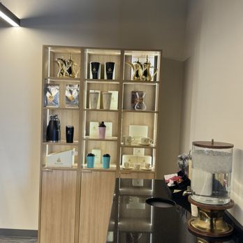 BIN CASTLE - Updated December 2025 - 70 Photos & 20 Reviews - 8049 ...