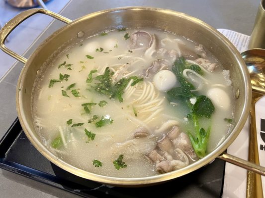BIG WAY HOT POT - Updated October 2025 - 13 Photos - 20202 66 Avenue ...