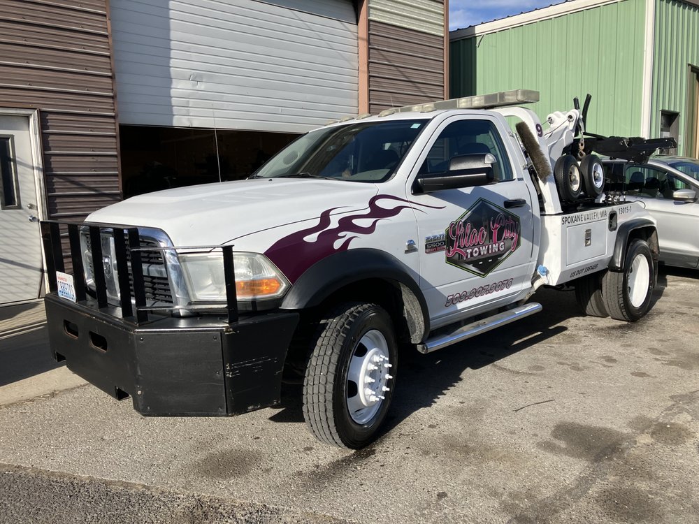 LILAC CITY TOWING - Updated June 2026 - 22 Photos - 5629 E Broadway Ave ...