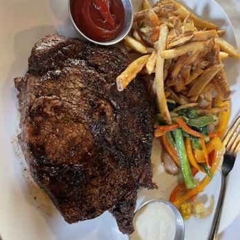 LUGO’S - Updated December 2025 - 94 Photos & 187 Reviews - 107 S Main ...