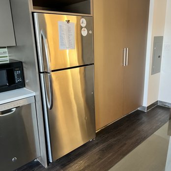 ELEMENT HARRISON - NEWARK - Updated October 2025 - 155 Photos & 98 ...