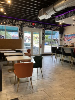 GROOVES KITCHEN AND DAIQUIRIS - Updated October 2025 - 45 Photos & 24 ...