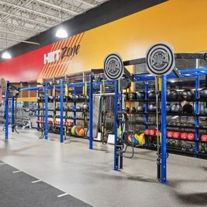 CRUNCH FITNESS - MAPLE GROVE - Updated January 2026 - 25 Photos & 22 ...