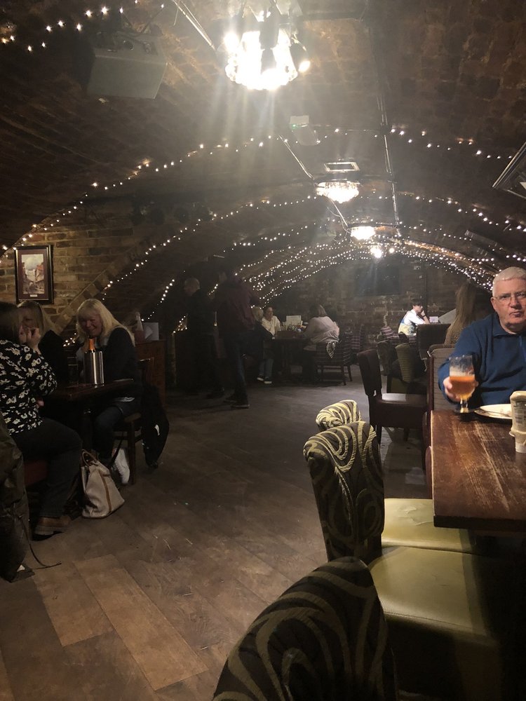 LENDAL CELLARS - Updated October 2025 - 15 Photos & 20 Reviews - 26 ...