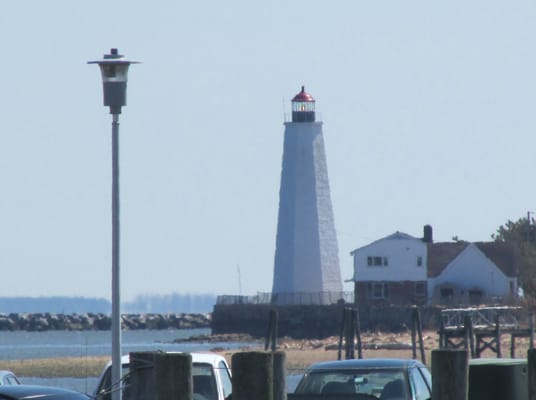 LYNDE POINT LIGHTHOUSE - Updated February 2025 - 16 Photos - Old ...