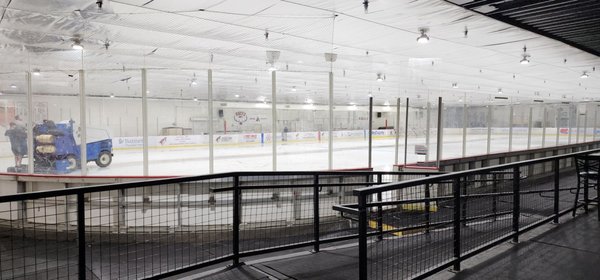 COYOTES COMMUNITY ICE CENTER - Updated January 2026 - 14 Photos - 140 N ...