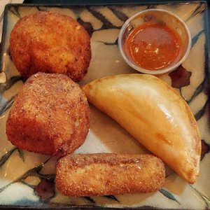 CAIMAN CAFE - 47 Photos & 26 Reviews - 120 SW Jefferson St, Portland ...