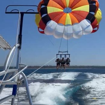 TOP GUN PARASAIL - Updated January 2026 - 15 Photos - 256 Harbor Dr S ...