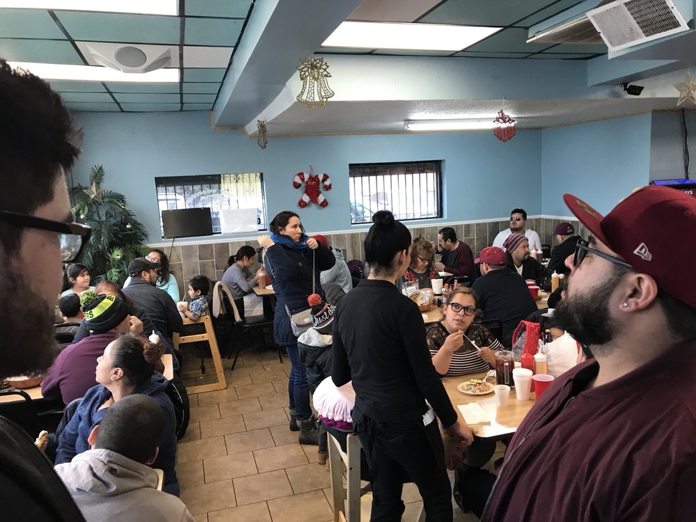 MARISCOS LUIS - 43 Photos & 33 Reviews - 4225 W 47th St, Chicago ...