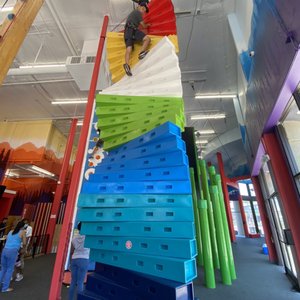 HAPIK SOUTH GATE - 36 Photos & 26 Reviews - Recreation Centers - 8712 ...