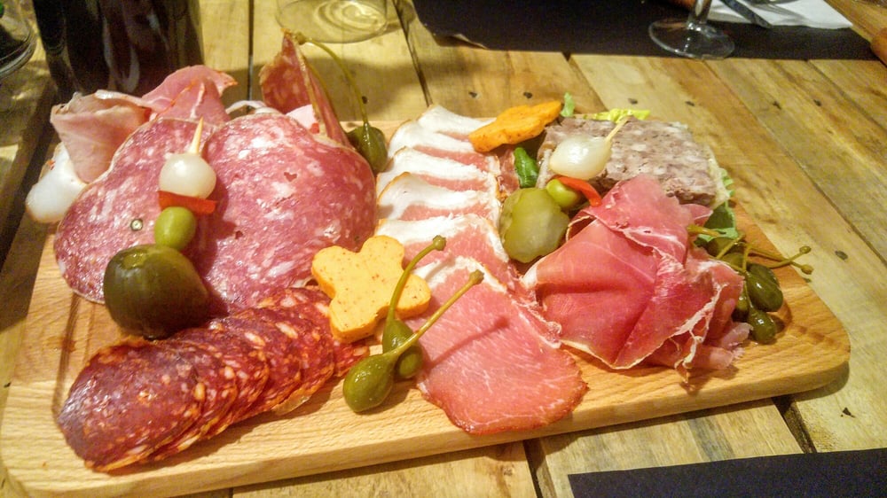 LE PIQUILLO - Updated October 2024 - 25 Photos - 4 rue Bavastro, Nice ...