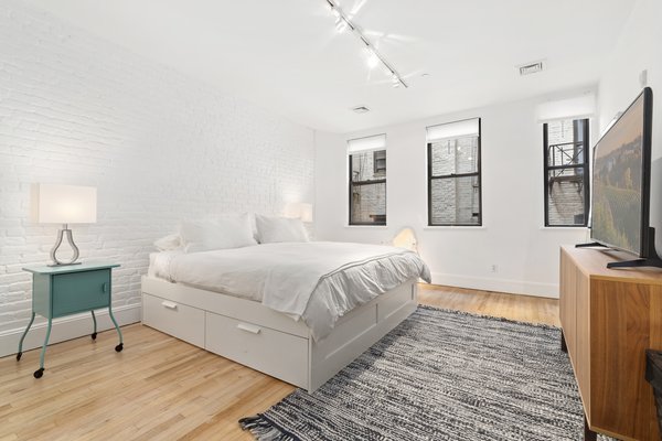 COOPER DEVELOPMENT - 29 Photos - 424 West Broadway, New York, New York ...