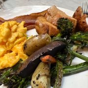 TAFT DÍAZ - 183 Photos & 81 Reviews - American (New) - 209 N Stanton St ...