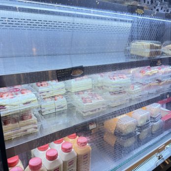 85°C BAKERY CAFE-SIMI VALLEY - Updated December 2025 - 214 Photos & 129 ...