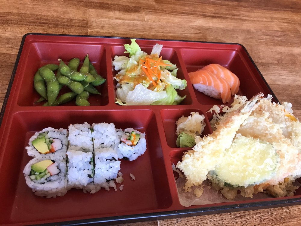 SUSHI KUNI - 12 Photos & 11 Reviews - 131 Provencher, Winnipeg, MB - Yelp