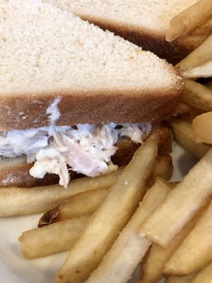 PICCADILLY CAFE & DELI - Updated January 2026 - 39 Photos & 94 Reviews ...