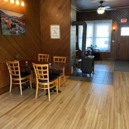 ICE JAM INN - Updated September 2024 - 67 Photos & 39 Reviews - 12134 ...
