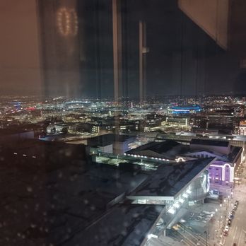 PEAKS LOUNGE - Updated August 2024 - 243 Photos & 256 Reviews - 650 ...