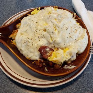 PRAIRIEMOON ON MAIN - Updated August 2024 - 11 Photos - 103 E Main St ...