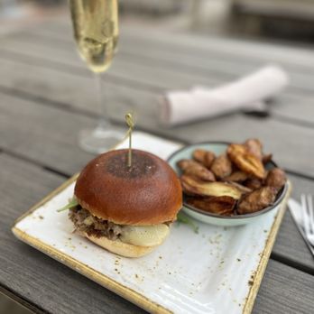 LEGION BREWING SOUTH PARK - Updated February 2025 - 674 Photos & 320 ...