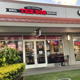 TEX 808 BBQ & BREWS - Updated October 2025 - 356 Photos & 328 Reviews ...