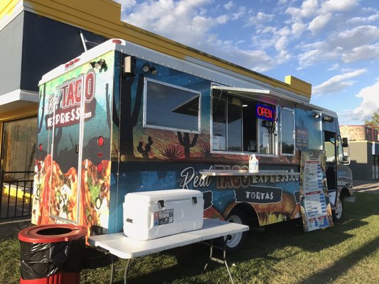REAL TACO EXPRESS - Updated August 2025 - 13 Photos - 33210 Groesbeck ...