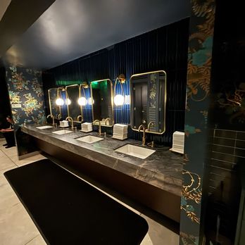 REEL LUXURY CINEMAS - Updated August 2024 - 200 Photos & 61 Reviews ...