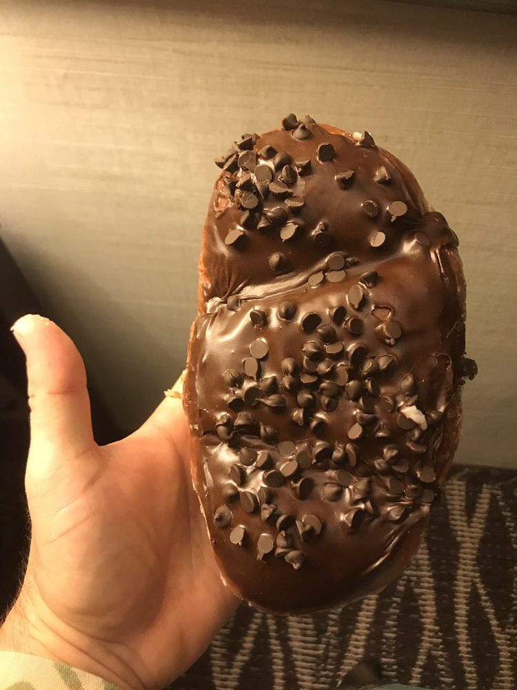 FOSTER’S DONUTS - 18 Photos & 42 Reviews - 1145 N H St, Lompoc ...