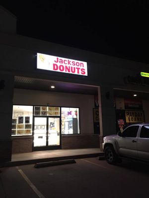 JACKSON DONUTS - 57 Photos & 25 Reviews - 2110 E Jackson Blvd, Jackson ...