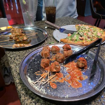 KINGS DINING & ENTERTAINMENT - RALEIGH - 353 Photos & 286 Reviews - 141 ...