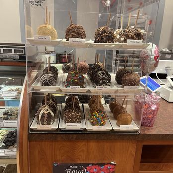 THE ROYAL CHOCOLATE - Updated December 2025 - 629 Photos & 162 Reviews ...