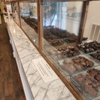 LANCASTER SWEET SHOPPE - Updated December 2024 - 190 Photos & 70 ...