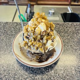 HOLSTEN’S - Updated December 2025 - 615 Photos & 449 Reviews - 1063 ...