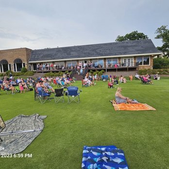 BERMUDA RUN COUNTRY CLUB - Updated January 2026 - 35 Photos - 324 ...