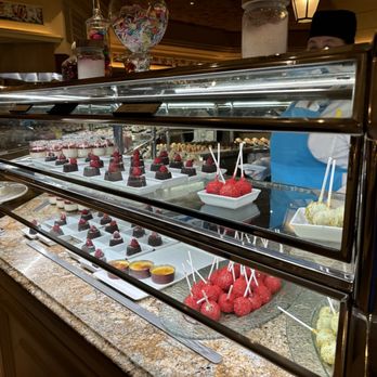 THE BUFFET AT BELLAGIO - Updated December 2024 - 4752 Photos & 5392 ...