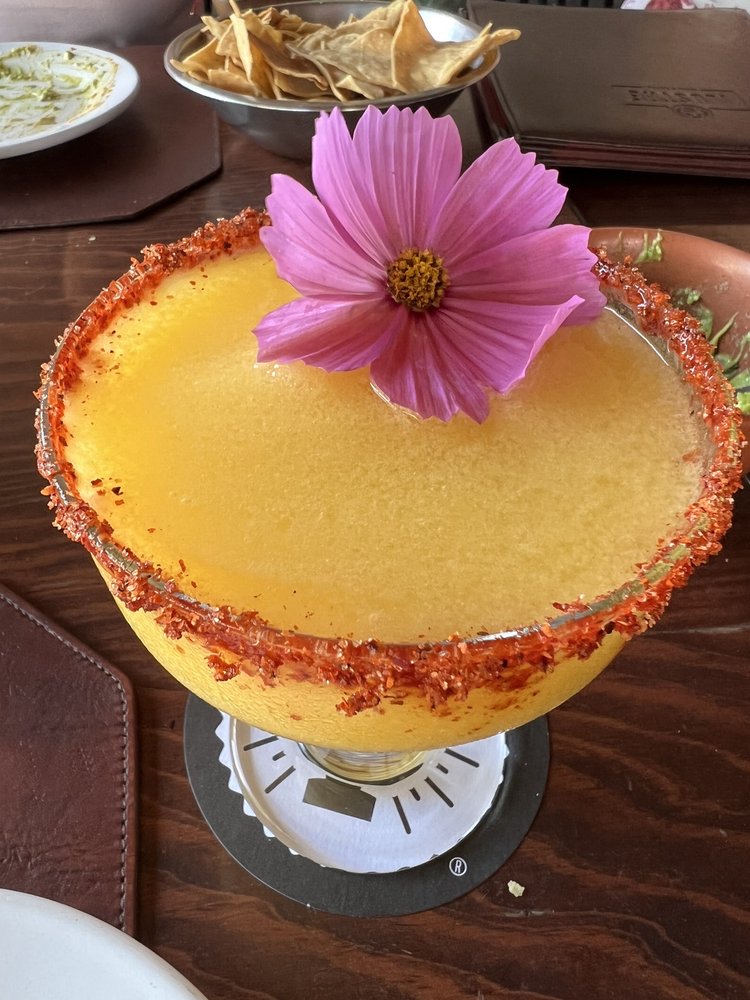 ILUSTRE - Updated February 2025 - 31 Photos - Calz. Madero y Carranza ...