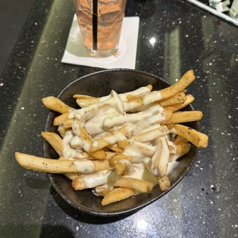 FUSE SPORTS BAR - Updated July 2024 - 206 Photos & 278 Reviews - 2800 ...