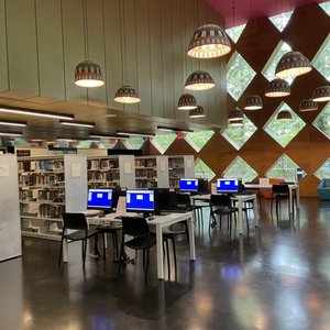 OXON HILL BRANCH LIBRARY - Updated April 2025 - 6200 Oxon Hill Rd, Oxon ...