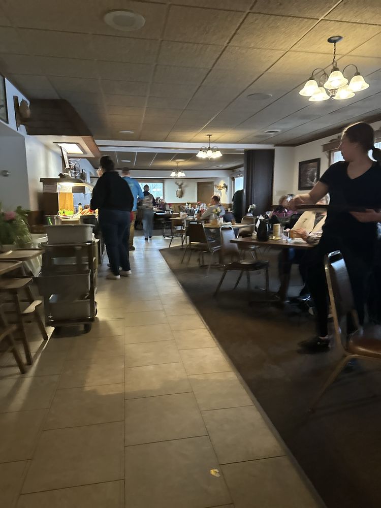 HOLIDAY INN - KELLY LAKE - Updated October 2025 - 17 Reviews - 9600 Hwy ...