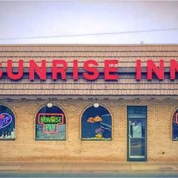 SUNRISE INN - Updated July 2025 - 181 Photos & 210 Reviews - 510 E ...