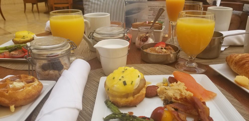 PALM COURT RESTAURANT - 18 Photos - Breakfast & Brunch - 501 E Camino ...