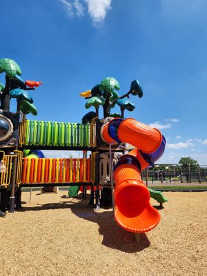 HEMKER PARK & ZOO - Updated October 2025 - 53 Photos & 16 Reviews ...